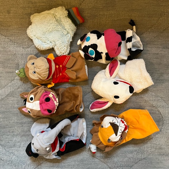 Toys | Six Animal Hand Puppets And Tickle Monster Hand | Poshmark